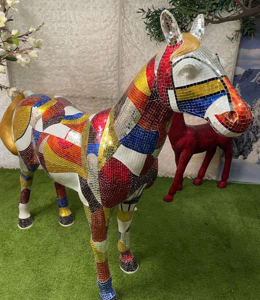 Horse (Multi-Coloured) - Hamac Trading